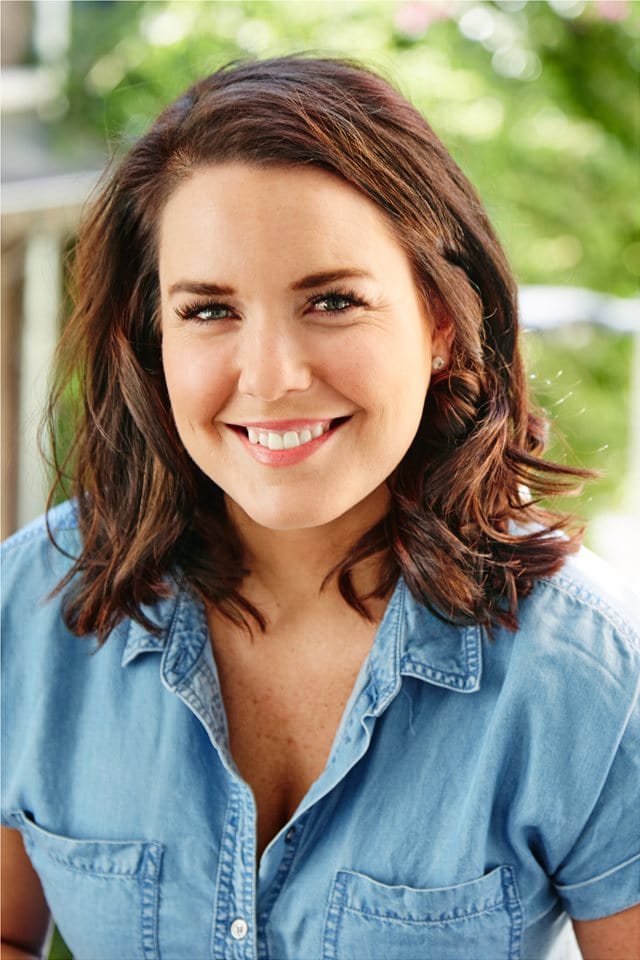 Chloë Gavin image