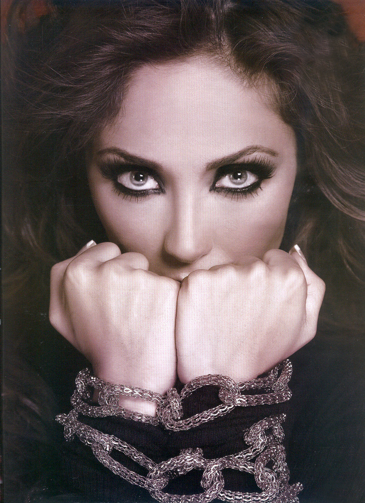 Picture of Anahí