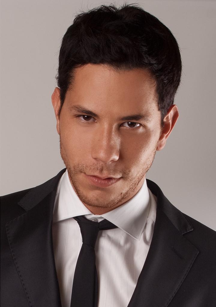 Picture of Christian Chávez