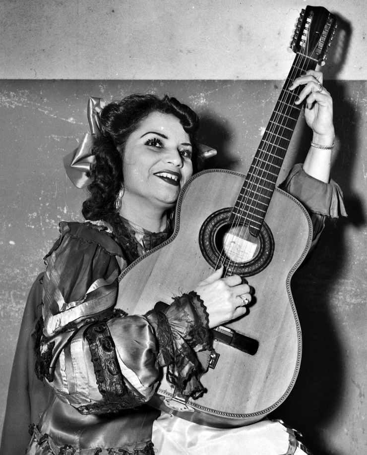 Picture of Lydia Mendoza