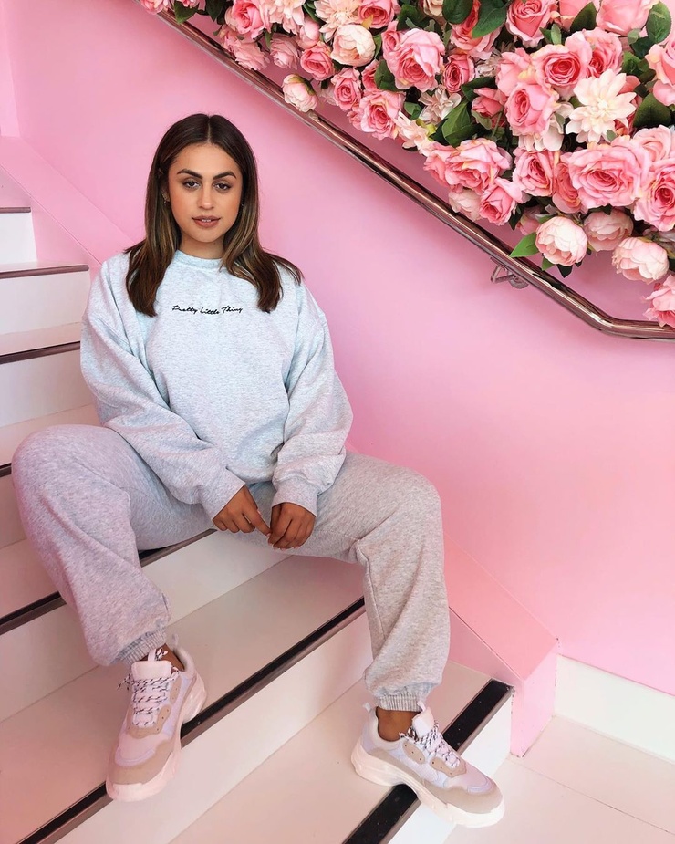 Picture of Ayesha Perry-Iqbal