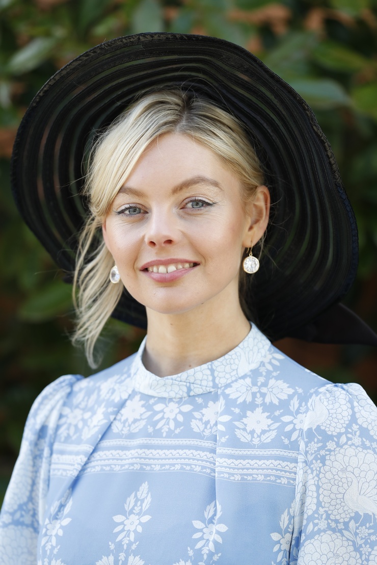 Picture of Nell Hudson