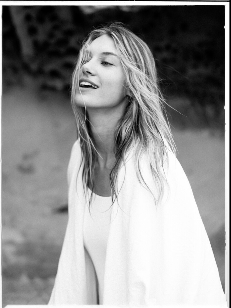 Image of Caroline Lowe