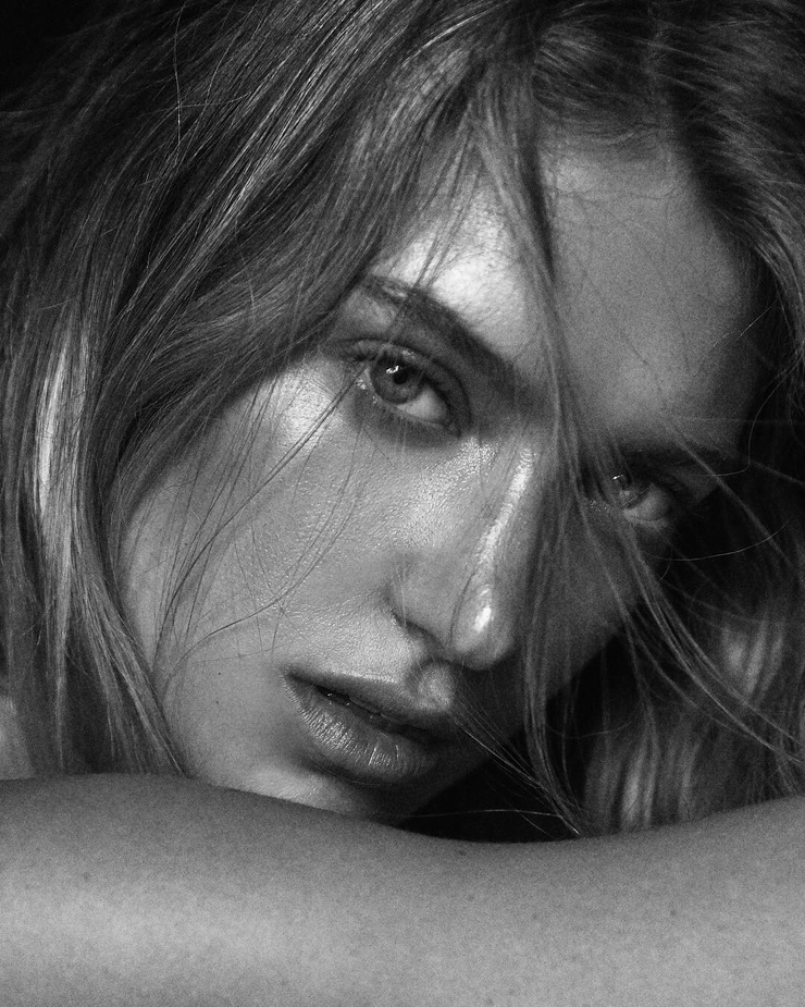 Picture of Caroline Lowe