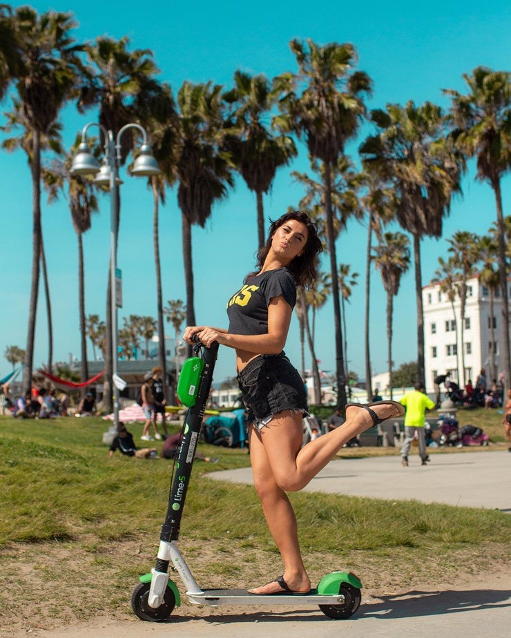 Picture of Elysia Rotaru