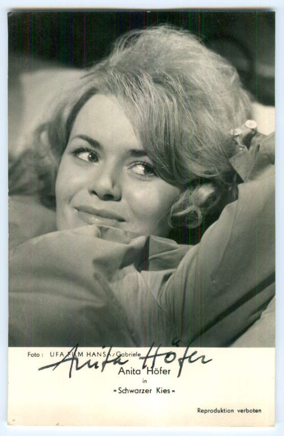 Picture Of Anita Höfer