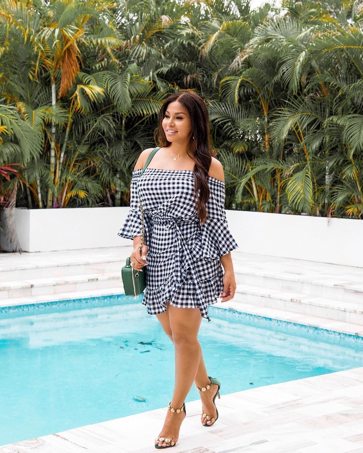 Picture of Dolly Castro