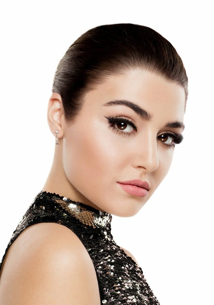 Picture of Hande Erçel