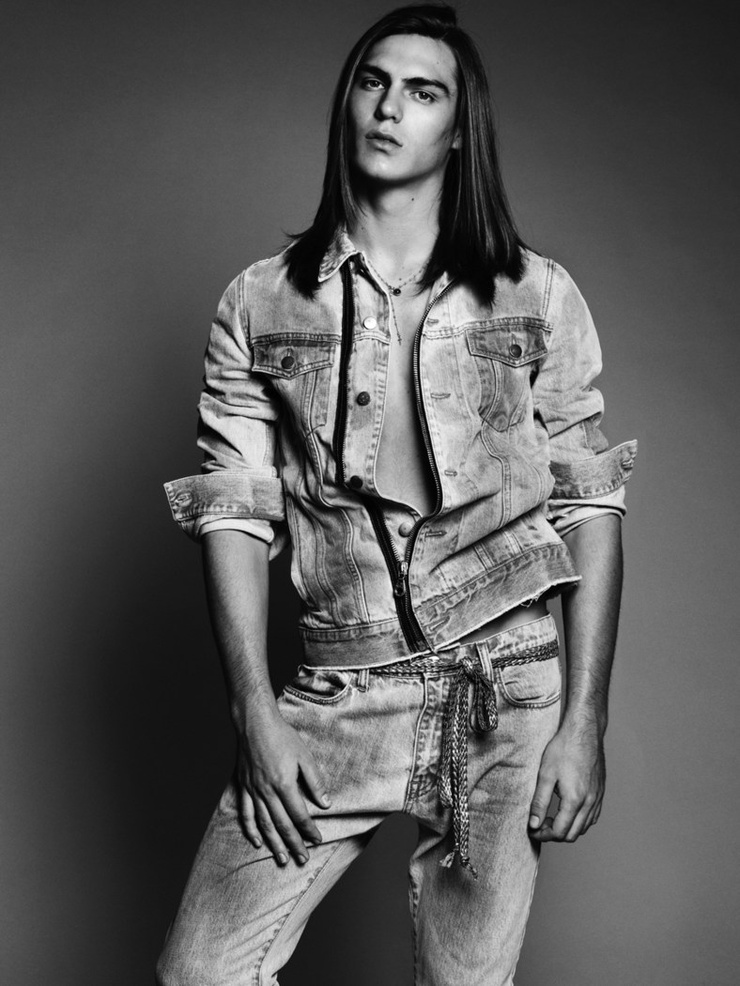 Picture of Travis Smith (model)