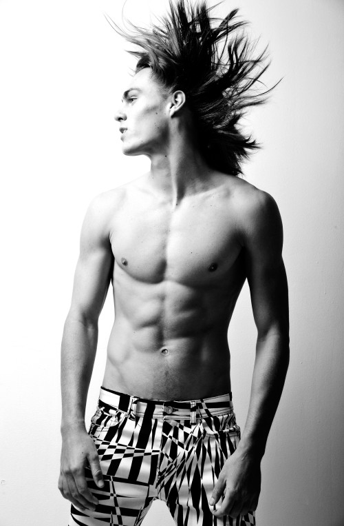 Travis Smith (model) picture