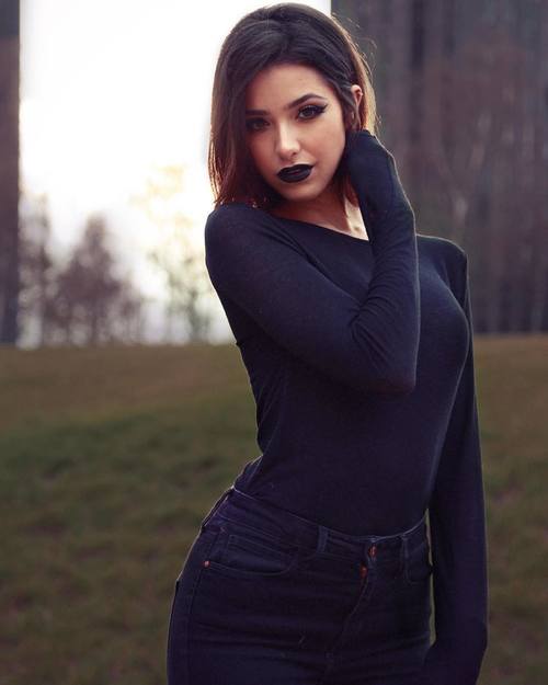 Picture of Sharon Dubois