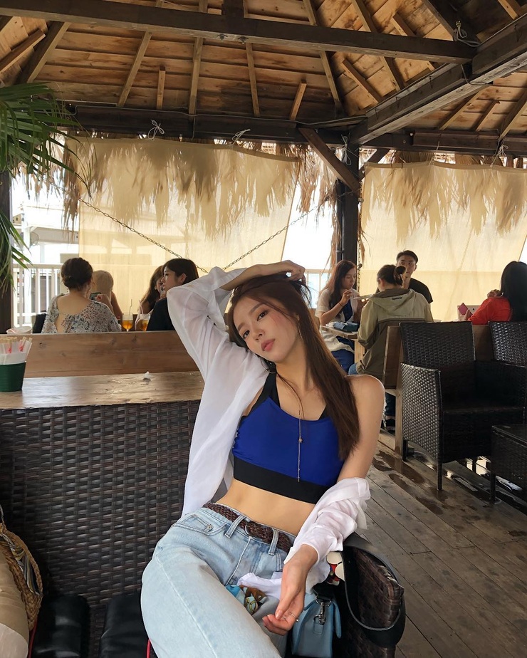 Picture of Hong Ji-Yoon