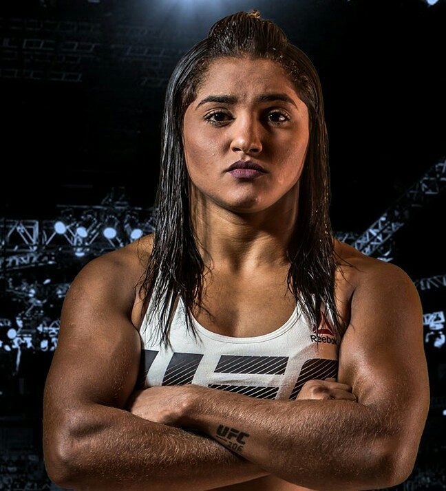 Picture of Viviane Pereira