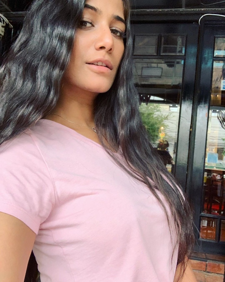 Picture of Poonam Pandey