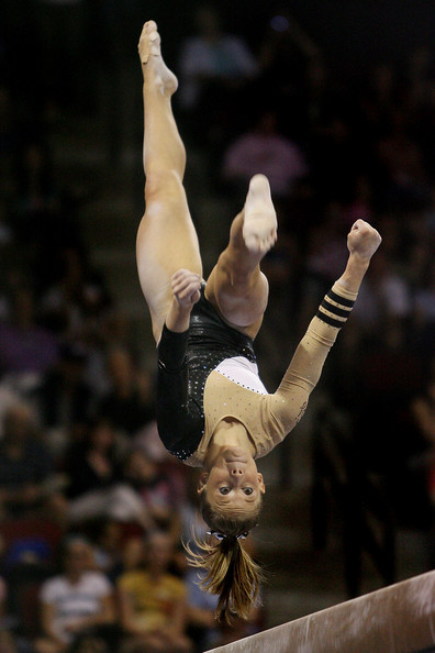 Shawn Johnson picture