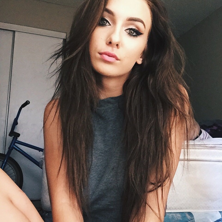 Picture of Danielle Renaee