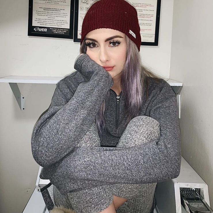 Danielle Renaee image