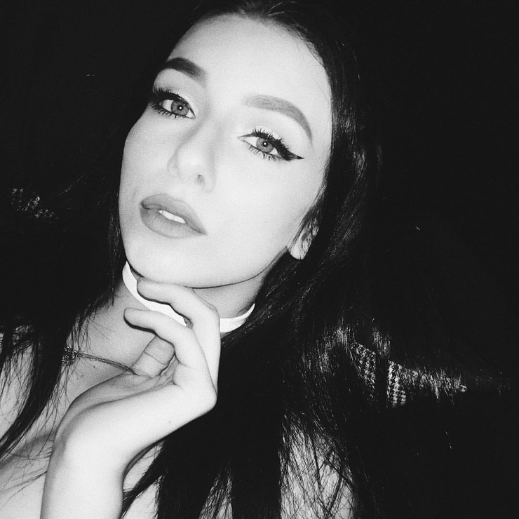 Picture of Danielle Renaee