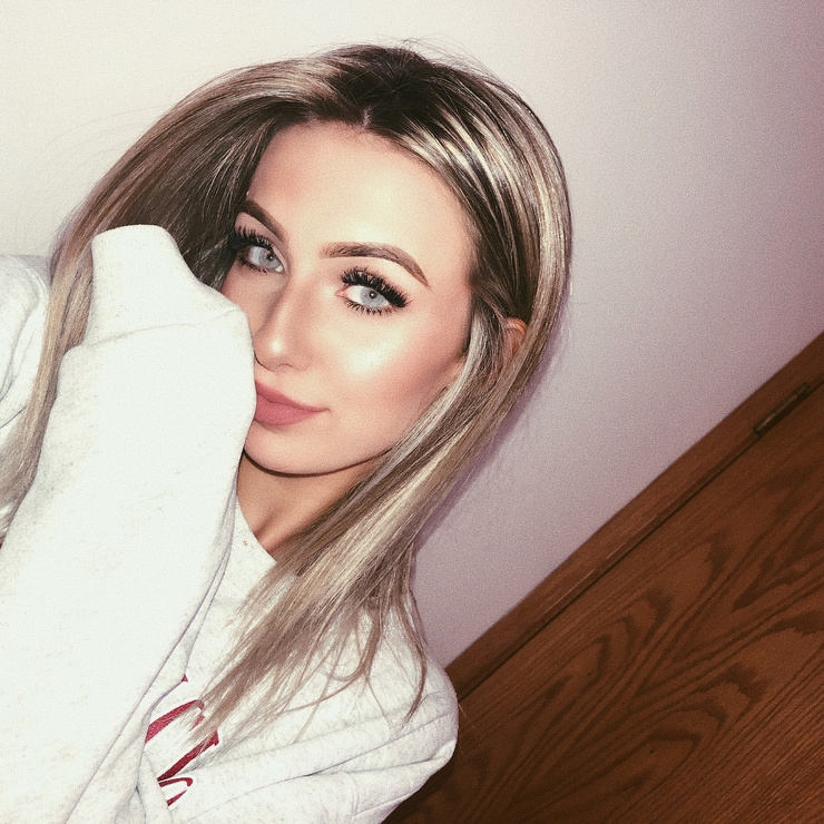 Picture of Danielle Renaee