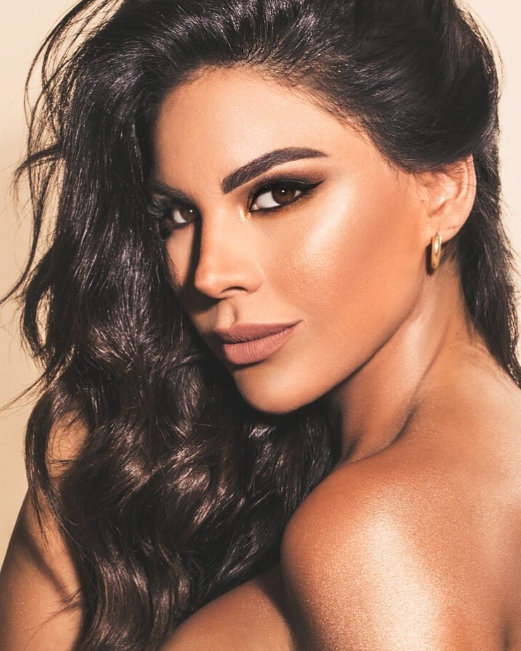 Tefi Valenzuela picture