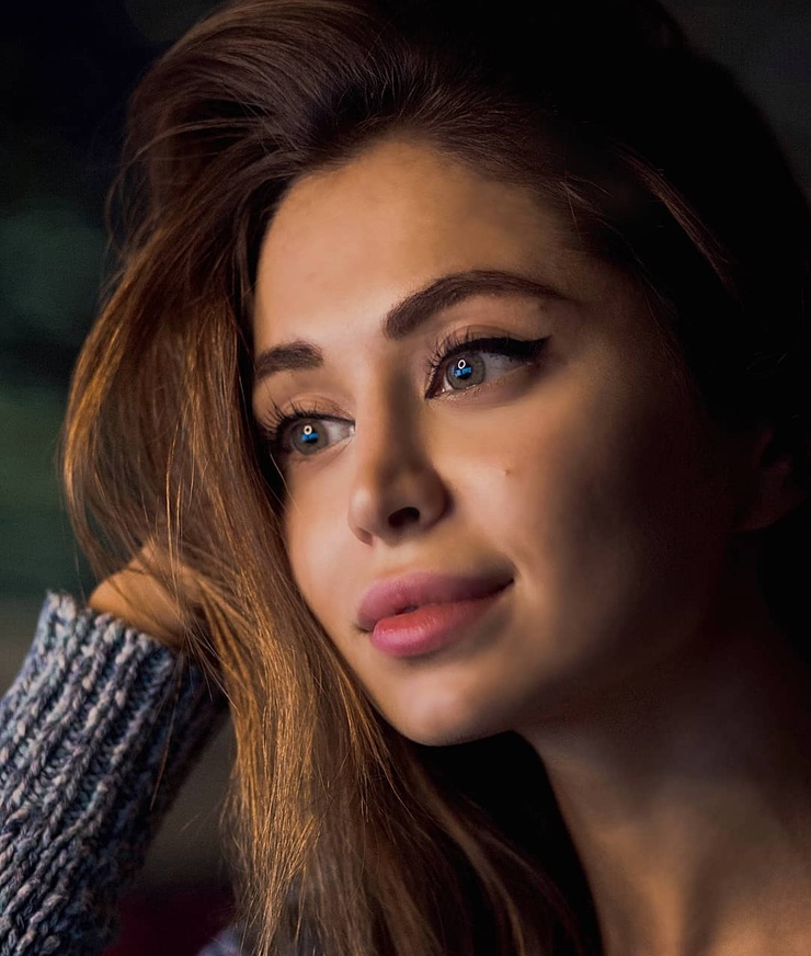 Image of Mira Twitch