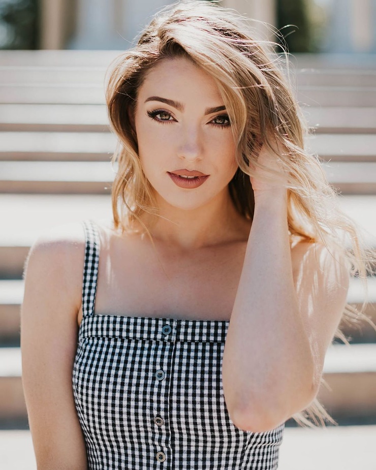 Picture of Caroline Ward