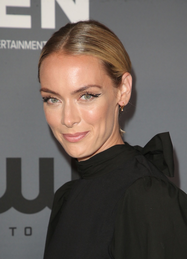 Rachel Skarsten picture