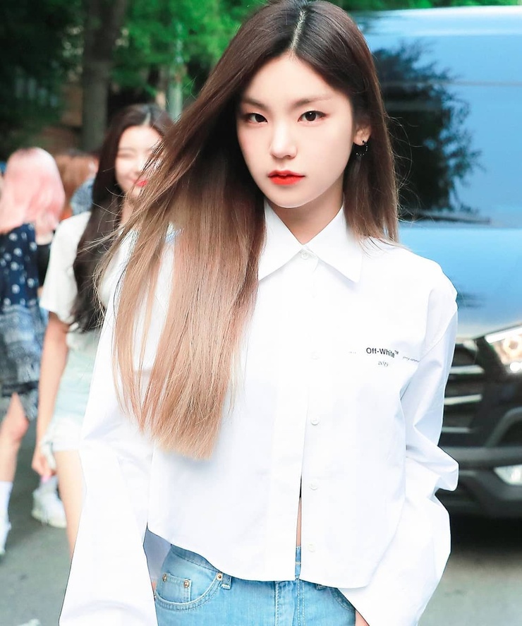 Picture of Yeji