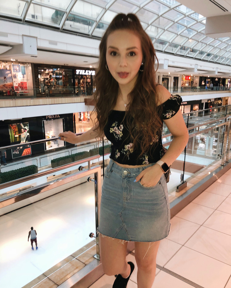 Picture of Savannah May