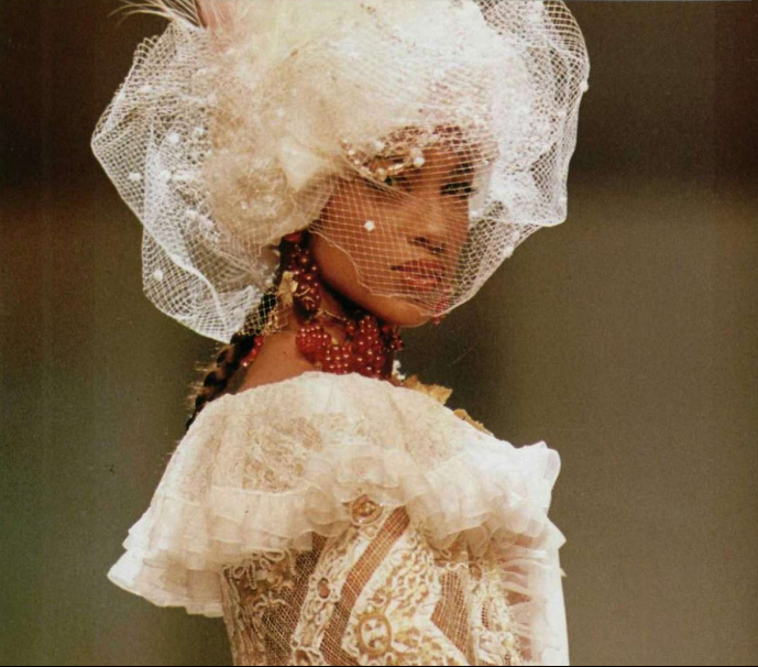 Sonia Cole image