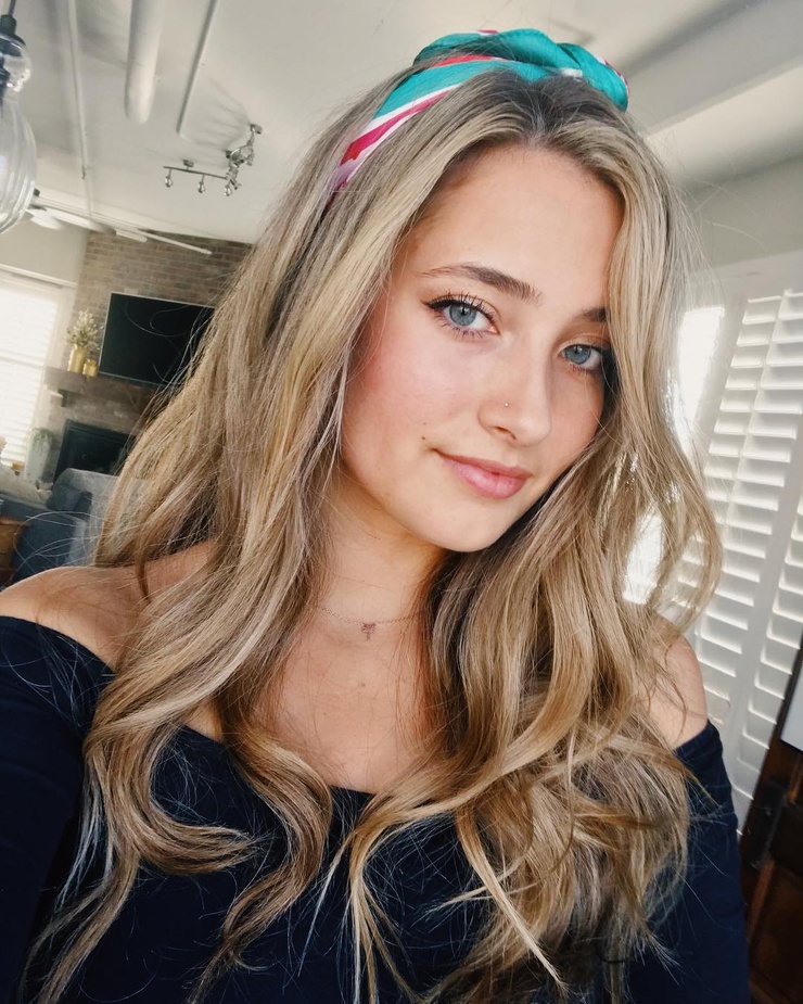 Logan Hill image
