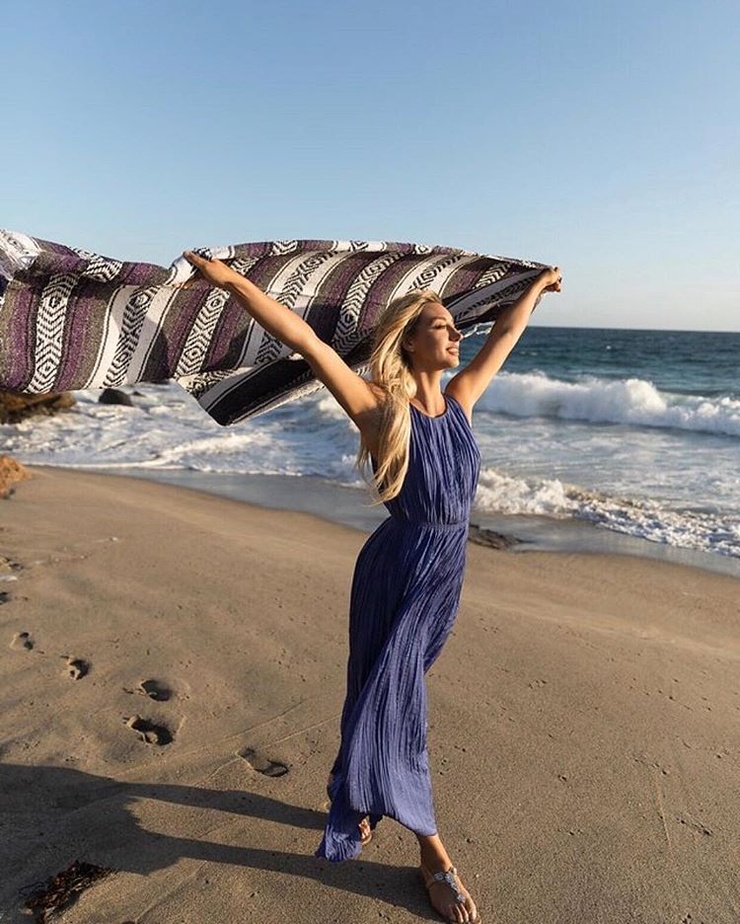 India Everett picture