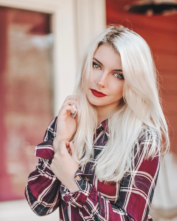 Picture of Brooke Barry