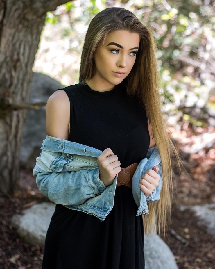 Picture of Allie Harding