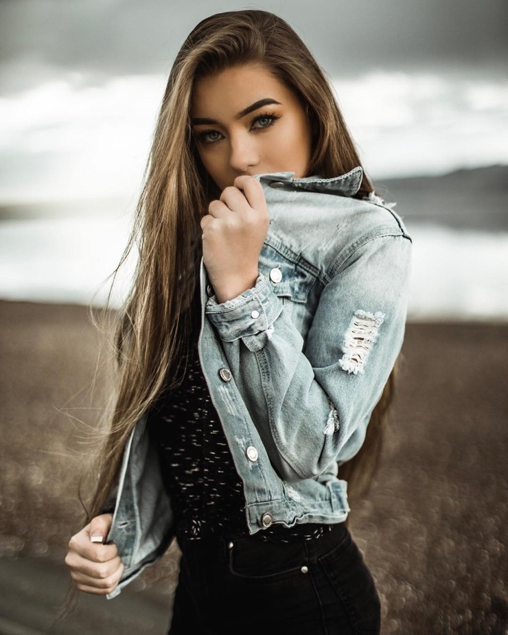 Picture of Allie Harding