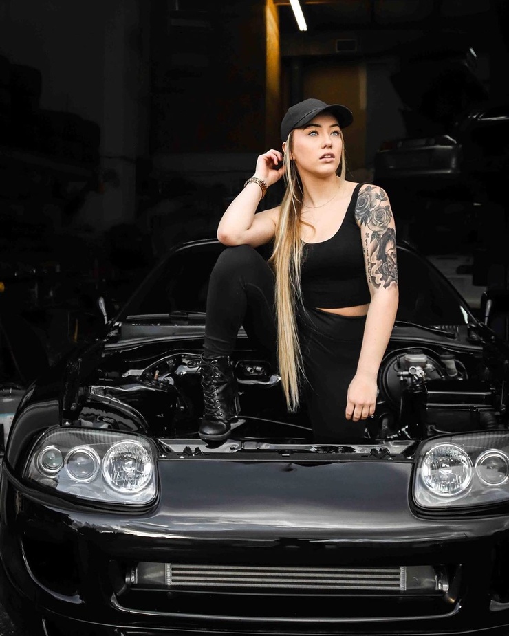 Picture of Allie Harding