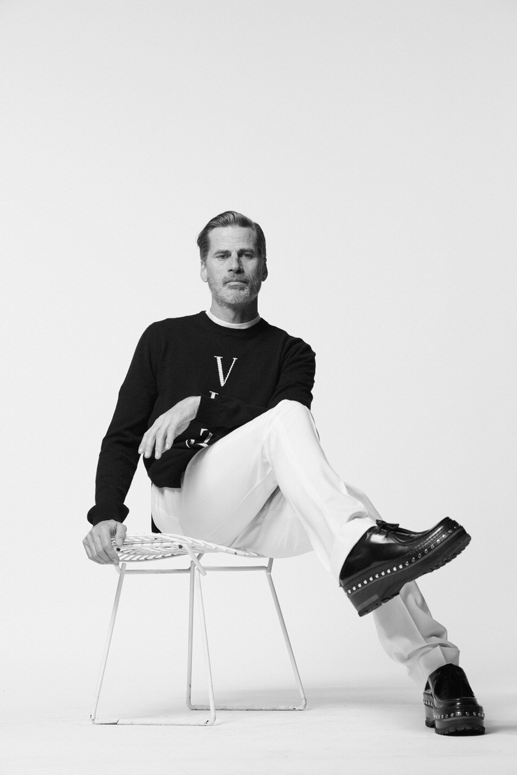 Mark Vanderloo image