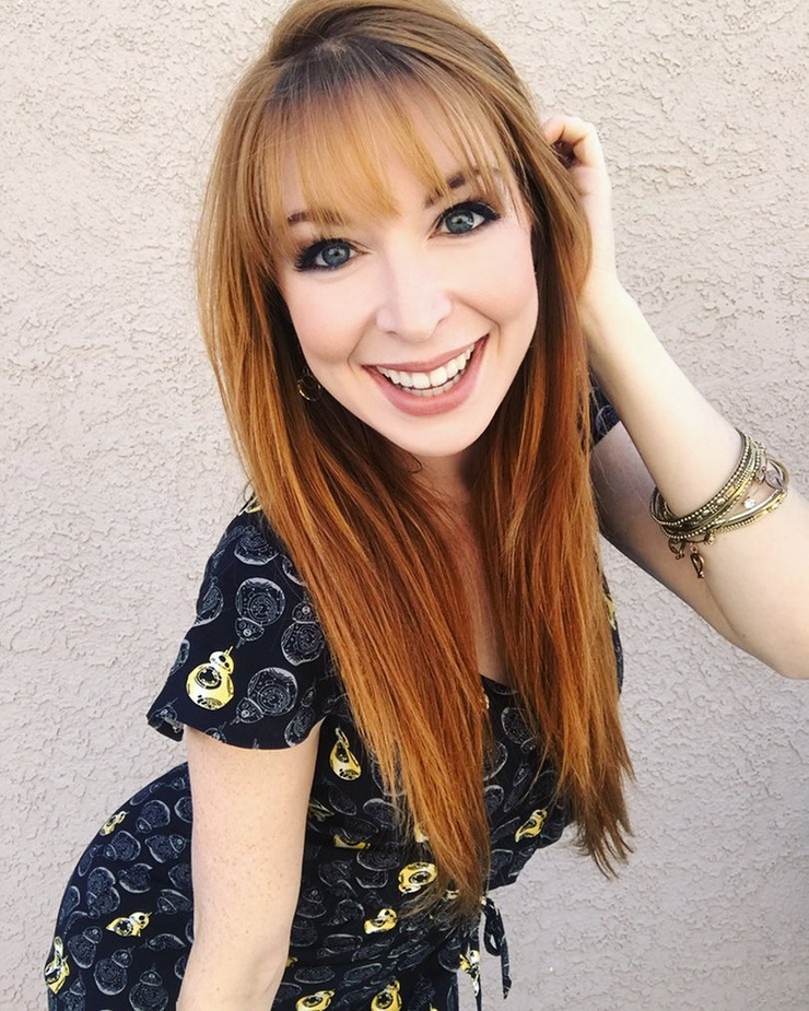 Picture of Lisa Foiles