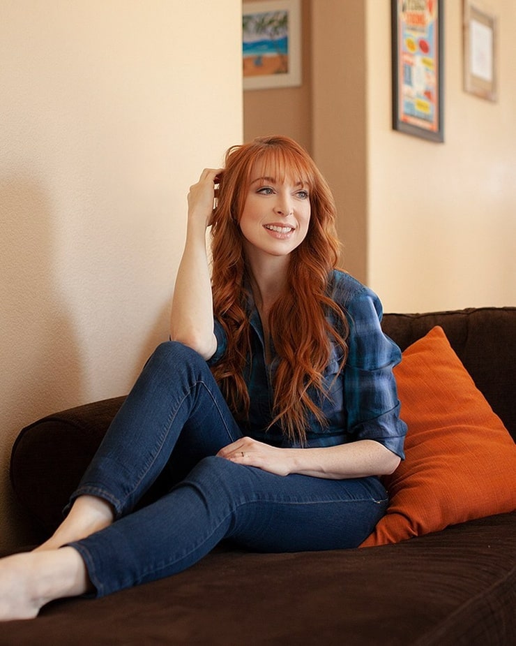 Picture of Lisa Foiles