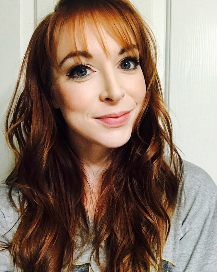 Picture of Lisa Foiles