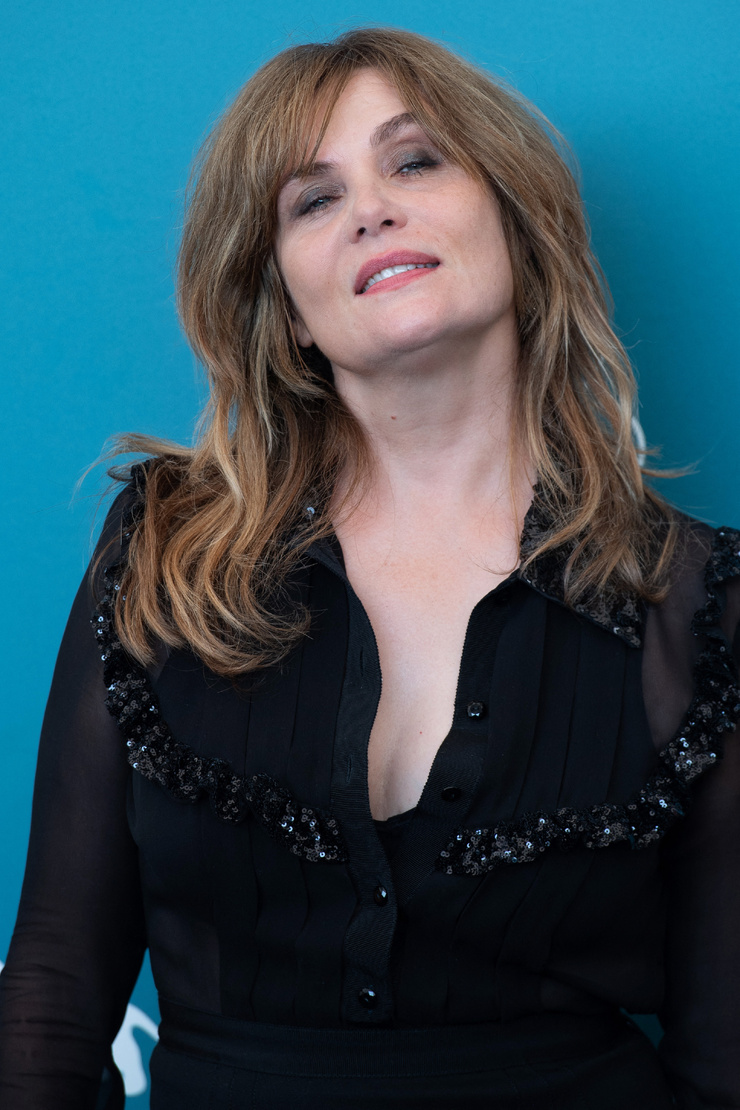 Emmanuelle Seigner image