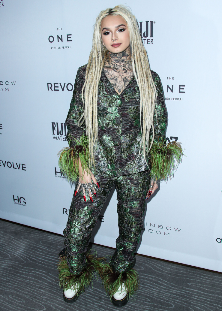 Picture of Zhavia