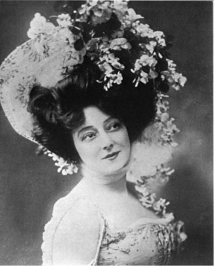 Anna Held