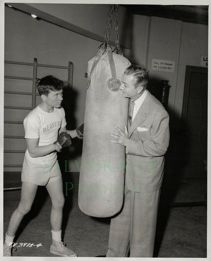 Billy Gray, Robert Young