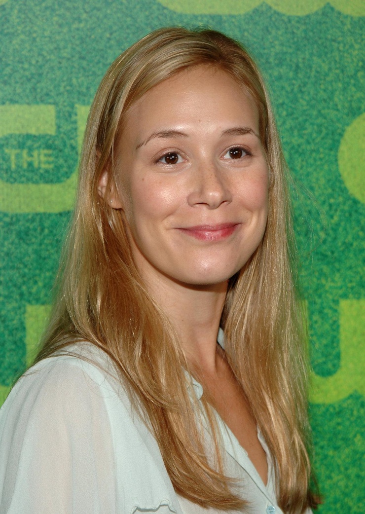 Liza Weil image