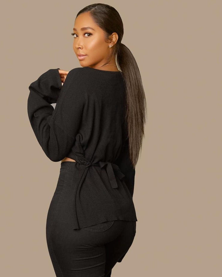 Picture of Apryl Jones