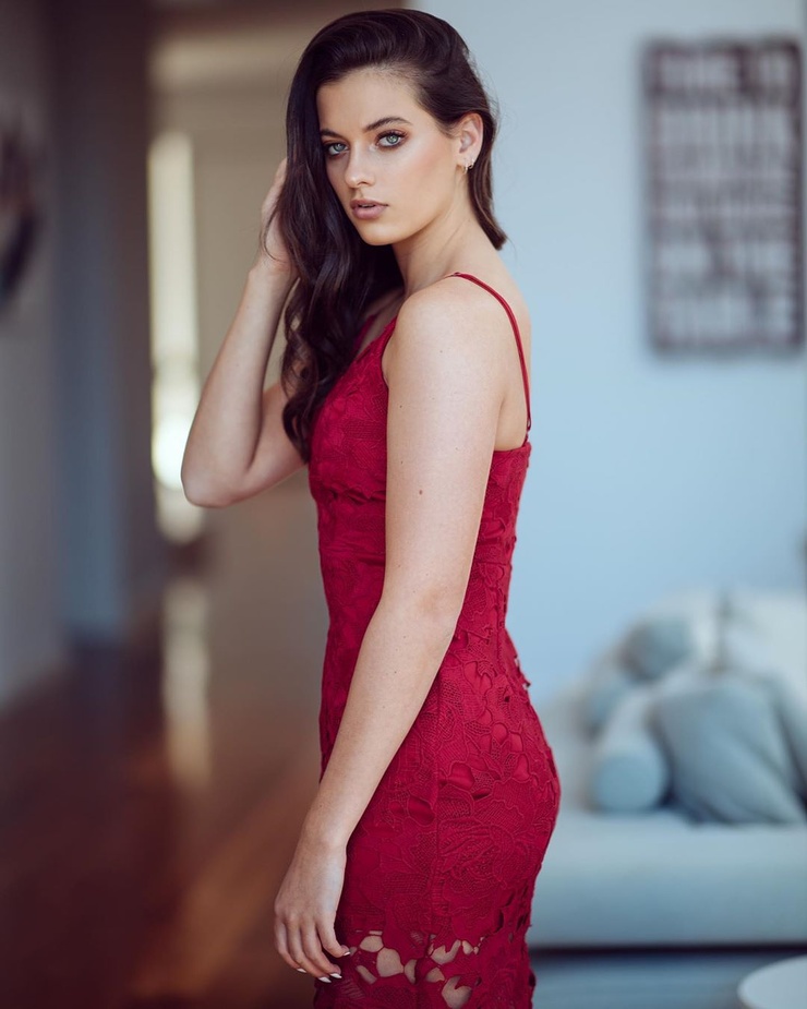 Image of taya brooks