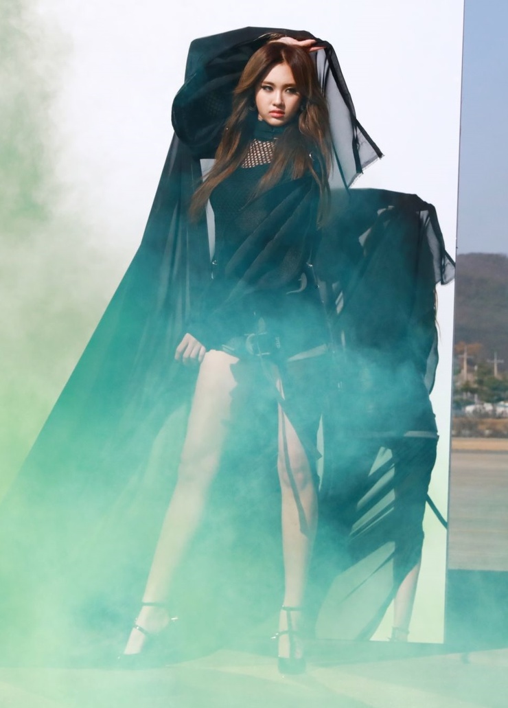 Picture of Aisha (EVERGLOW)