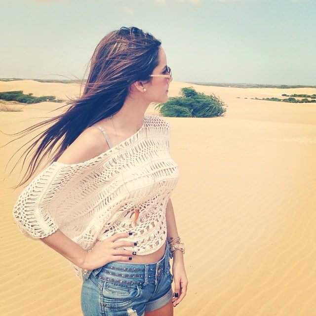 Laura Contreras image