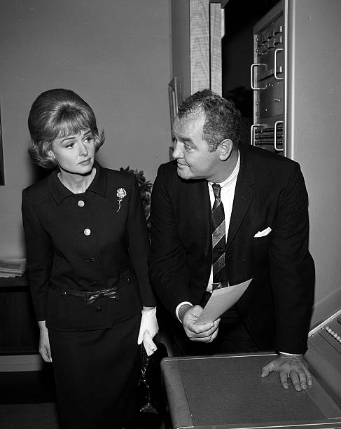 Donna Reed, Arch Johnson